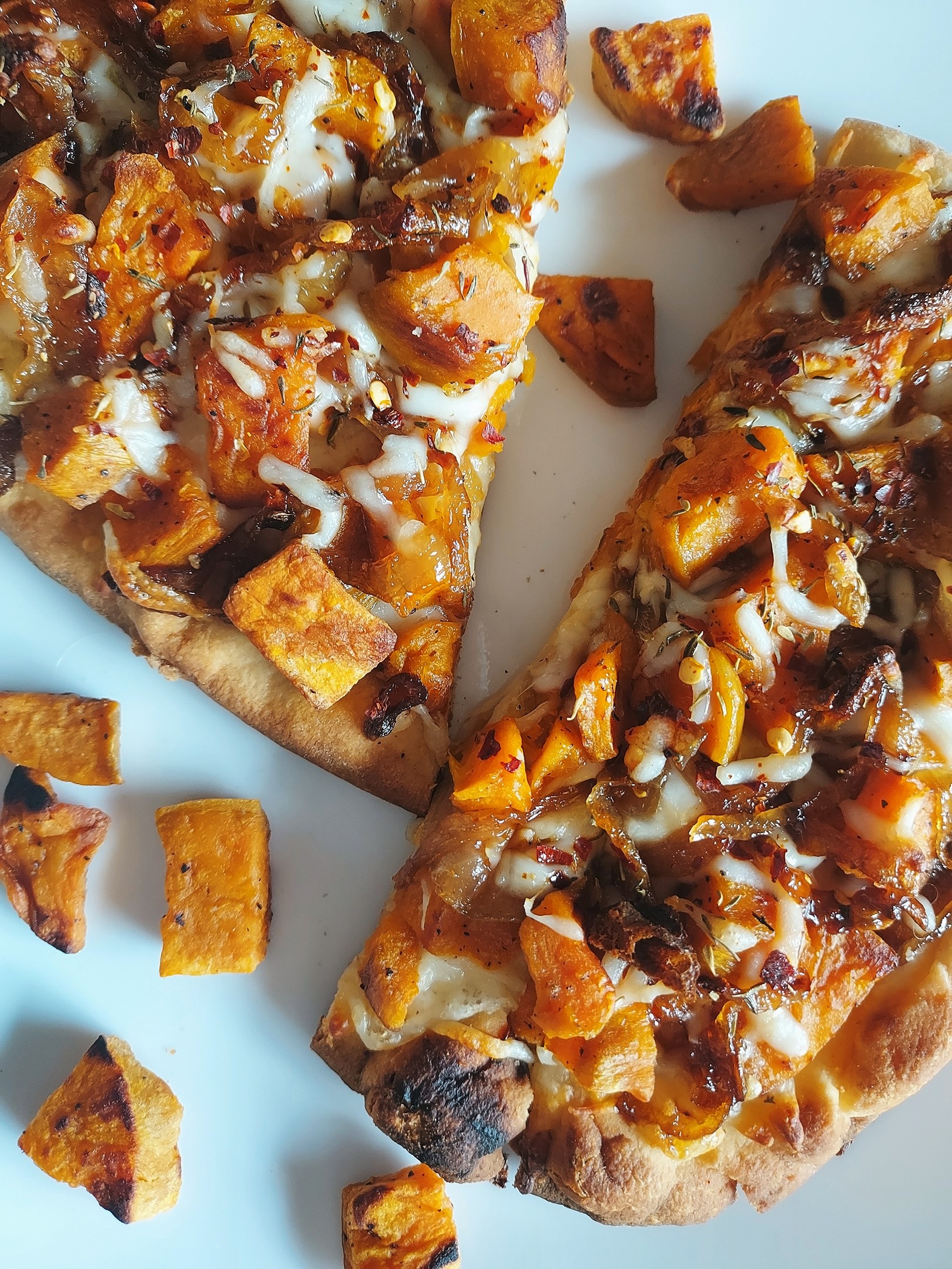Fall Foodie: Roasted Sweet Potato and Caramelized Onion Flatbread ...