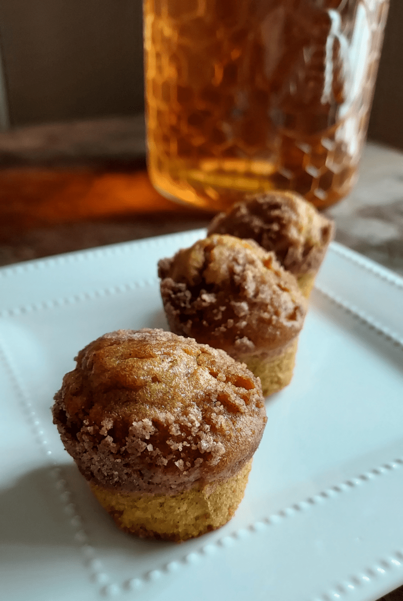 Fall Foodie: Mini Pumpkin Muffins – Coffee & Chiffon